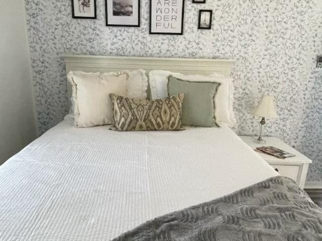 Private Room with Private Bath Available for Rent
