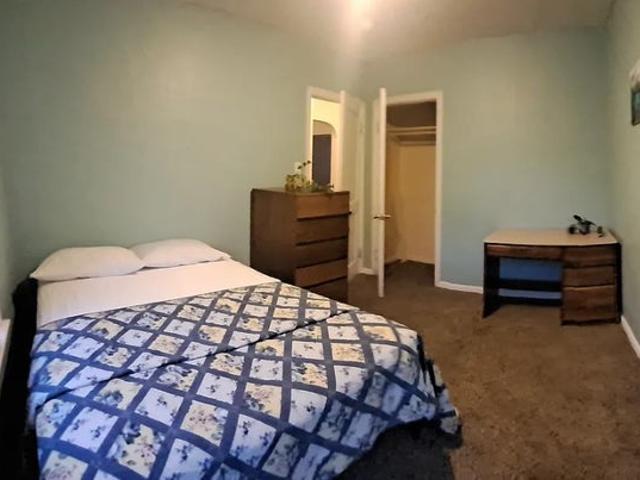 Private Room with Private Bath in Spacious 2BR/2BA