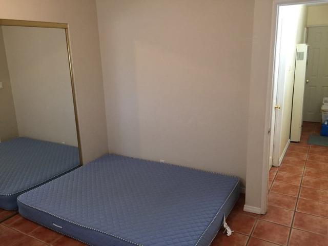 Private room with private entrance in N. RB