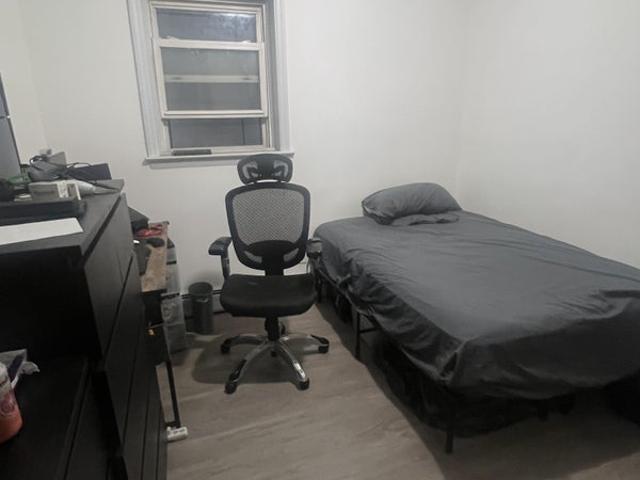 Private room with shared bath in JSQ Jersey City