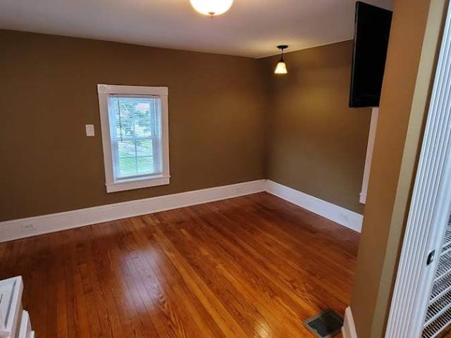 Private Room with shared bathroom