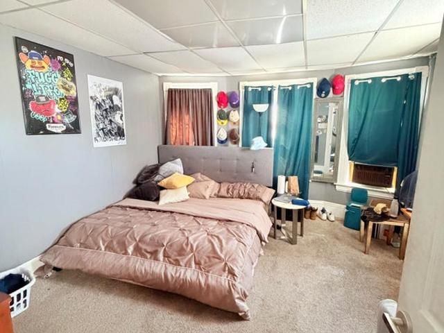 Private room with shared bathroom and living room