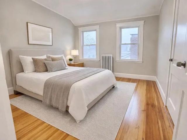Private Room with shared bathroom in Roslindale