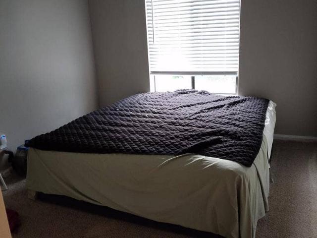 Private room to rent with utilities