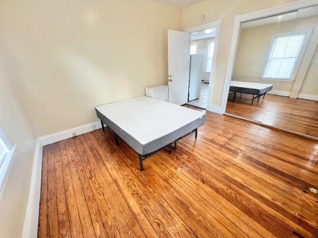 Private Room_ Utilities Included_Be Right in the