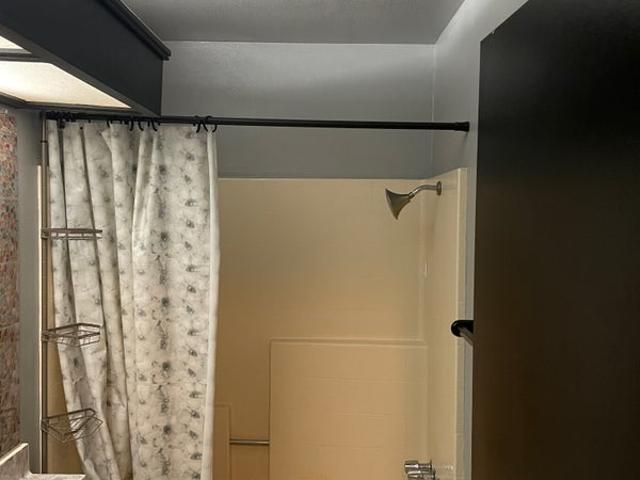 Private Room/Bath for Rent $850/Mo +Half& $250 Dep