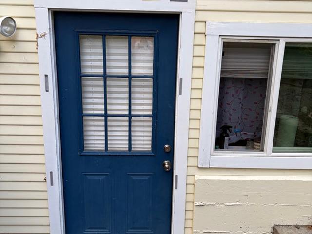 Private room/bathroom for rent