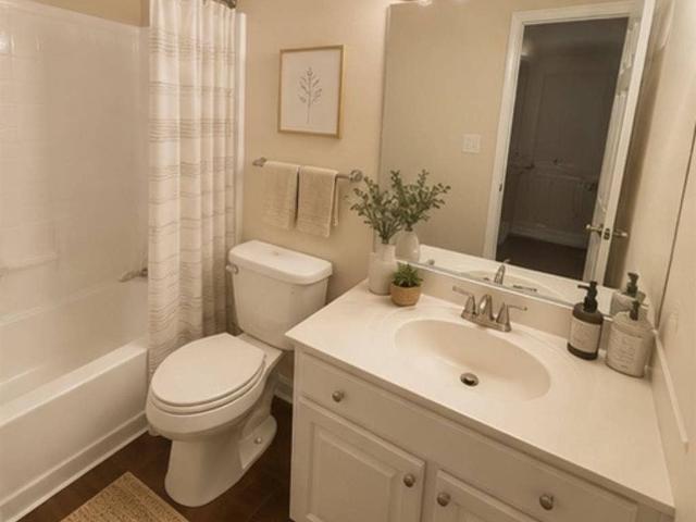 Private Room/Bathroom for Rent