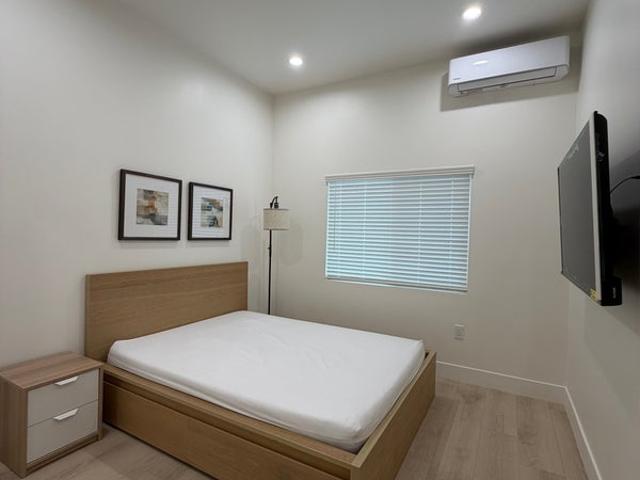 Private Room/Private En suite Bathroom