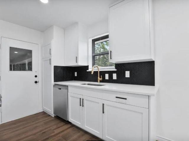 Private Rooms in a Modern Home in Richardson, Clos