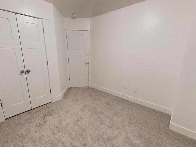 Private roomshared bathroom