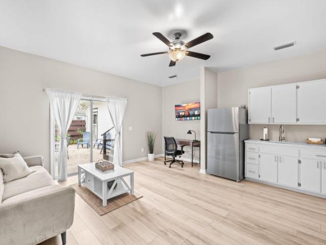 Private Standalone ADU | Full Kitchen & Living Ro
