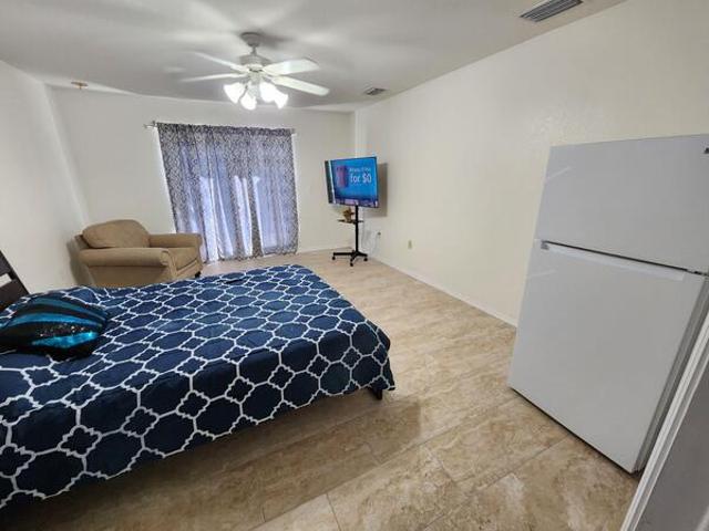 Private Studio with Separate Entrance