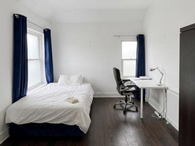 Private Studio with Shared Bathroom