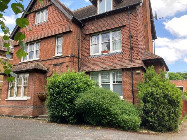 Private Studio Flat in South London