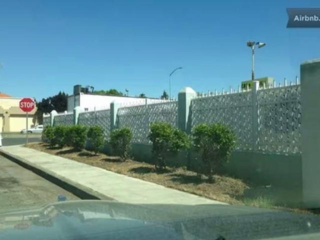 Private Studio in mixed use property with gated pa