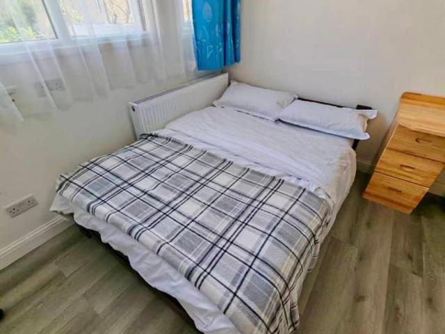 Private Studio Near Tower Bridge