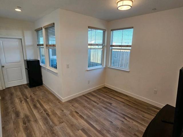 Private Suite / In Law Style Setup for Rent