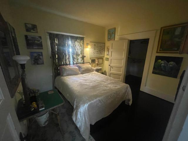 Private suite 1910 historic home