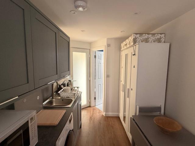 Private self contained studio