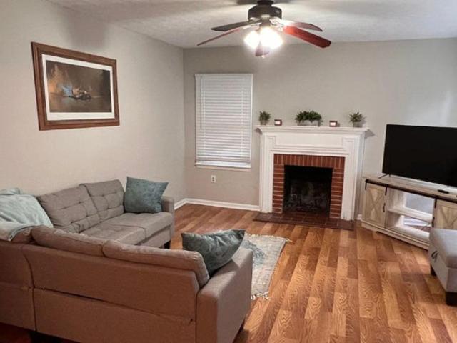 Private twobedroom home in North Columbus