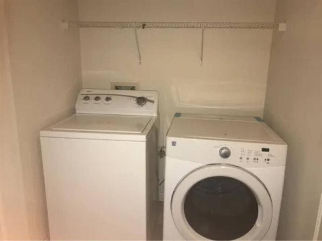 Private unfurnished bedroom
