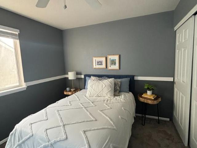 Private Upstairs Bedroom in Beautiful Thornton Ho