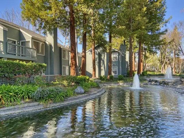 Private 1 BDR & 1 BTH, Walk In Closet, Balcony