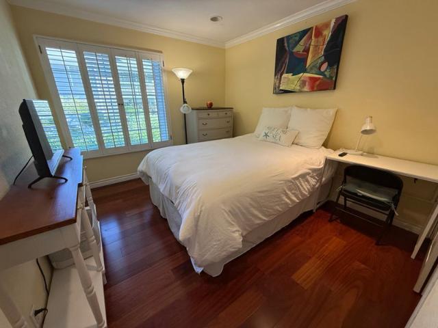 Private 1 Bedroom / 1 bath FEMALE ONLY