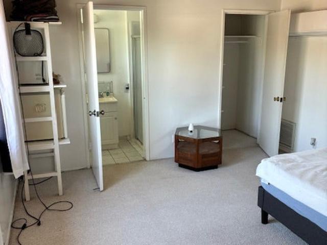 Private 1 bedroom 1 bathroom room house in Reseda