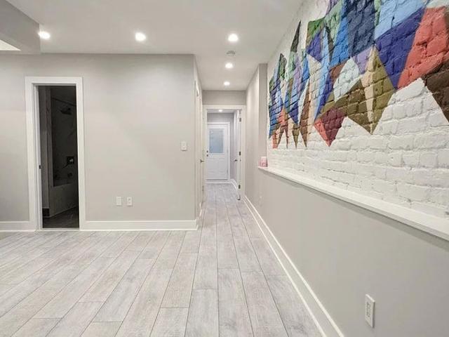Private 1 bedroom in an artistic unit w/ 1.5 bath