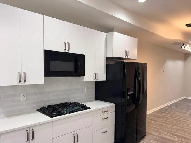 Private 1 BR for rent in a beautiful house Availa