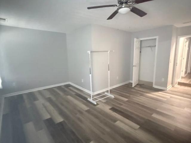 Private 2 bedroom 1 bath upstairs suite