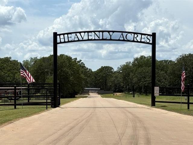 Private 5948 Rd Lot 19, Yantis, TX 75497