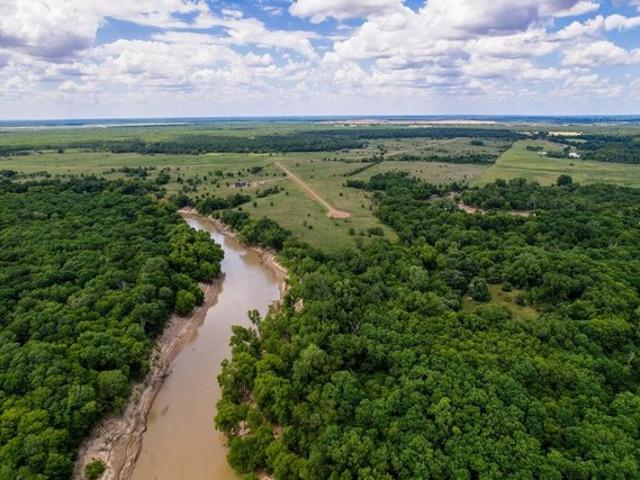 Private 8496 Rd Lot 46, Cayuga, TX 75751