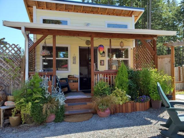 Privatequaint studio_style cottage. Storage shed