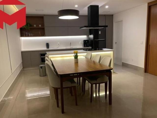 Privê 1 QD 3 | Casa de 3 Quartos, 2 Suítes, 1 Sala, 4 Banheiros, 2 Vagas de Garagem, 210 m²