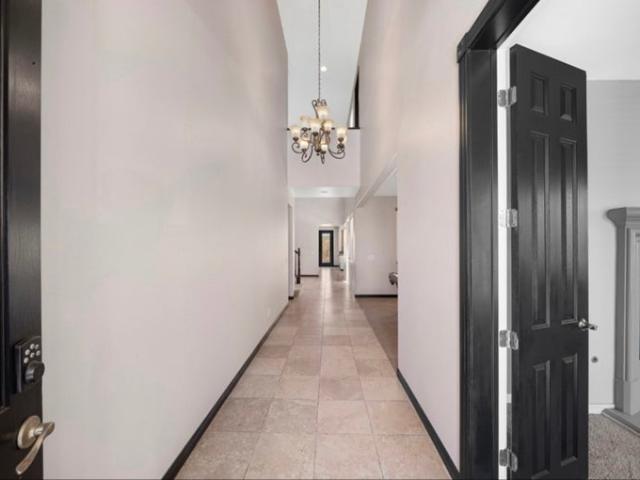 Priavte room for rent