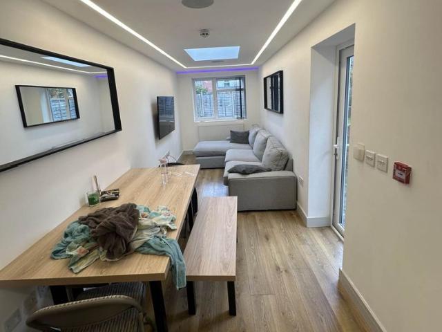 Price £4,650 pcm Available 01/09/2026 Furnished