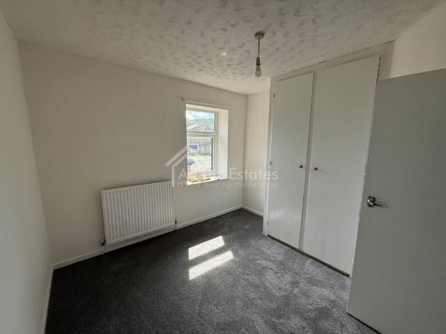 Price £610 pcm Available Now Unfurnished