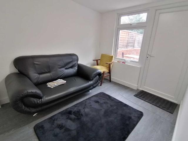 Price £845 pcm Available 20/06/2026 Furnished