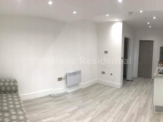 Price £850 pcm Available 01/09/2026 Furnished