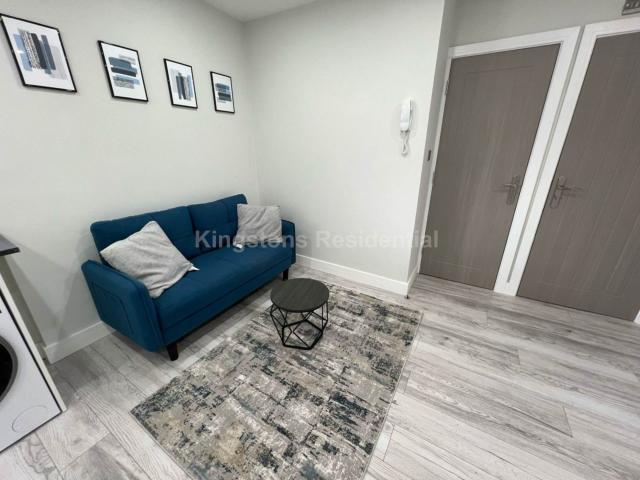 Price £950 pcm Available 01/09/2026 Furnished