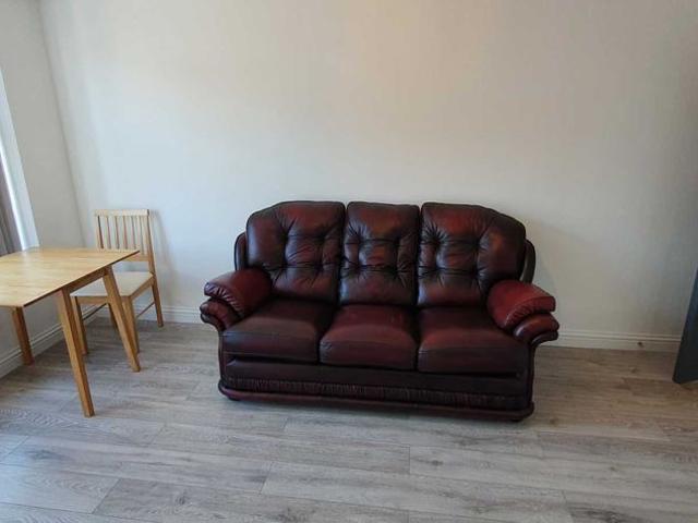 Price £975 pcm Available 30/06/2026 Furnished