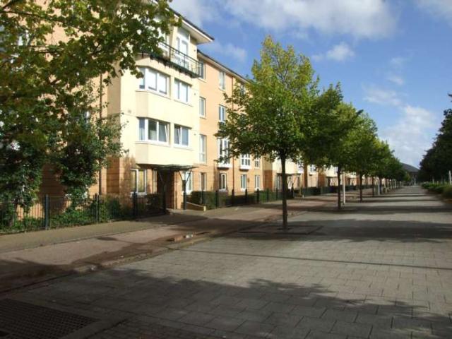 Price £1,100 pcm Available Now Furnished