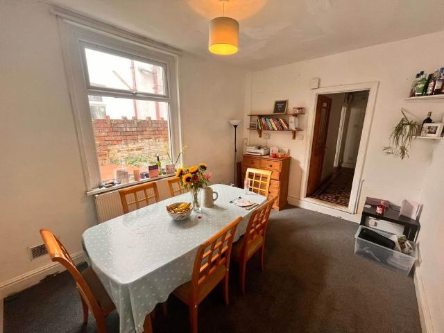 Price £1,400 pcm Available 01/09/2026 Part Furnished