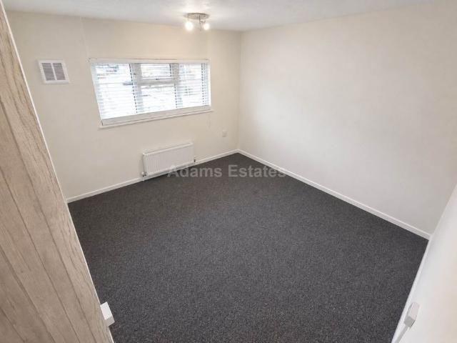 Price £1,700 pcm Available 13/11/2026 Unfurnished