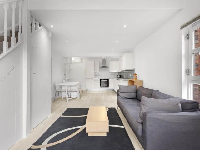 Price £2,250 pcm Available 23/07/2026 Furnished