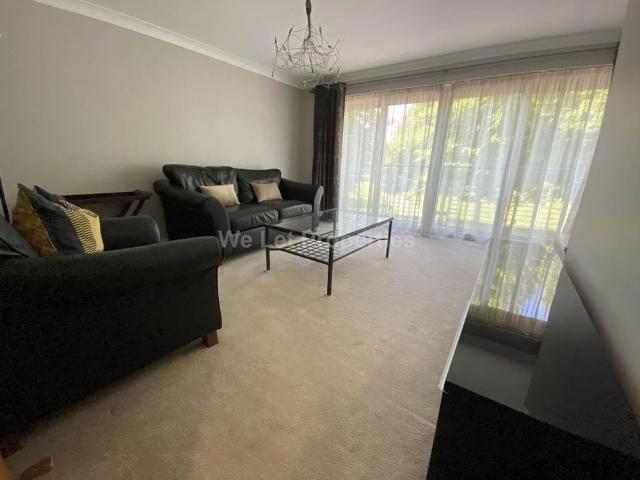 Price £2,400 pcm Available 26/06/2026 Furnished