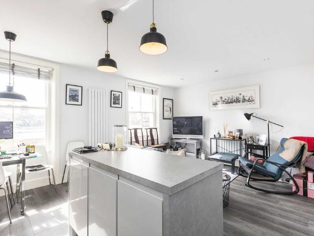 Price £2,675 pcm Available 22/08/2026 Furnished / Unfurnished